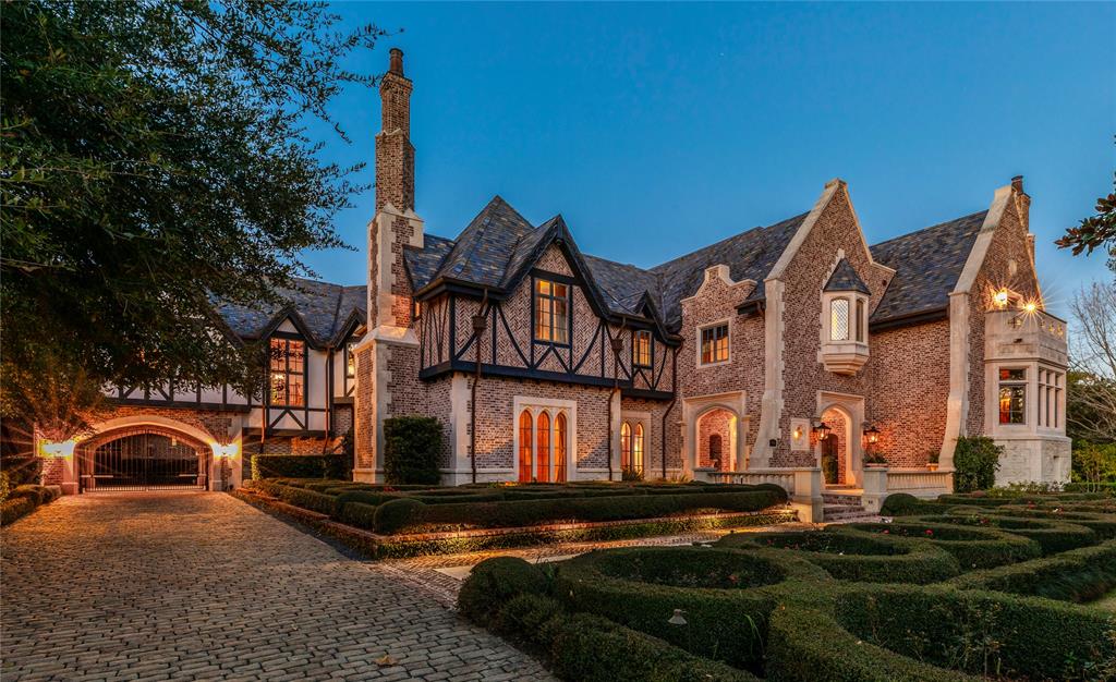 Brian Rausch named Houston Chronicle's new weekend editor