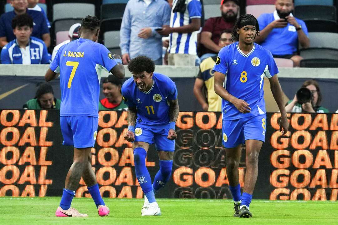 Gold Cup: Curacao surprises Canada with goal in stoppage time for tie