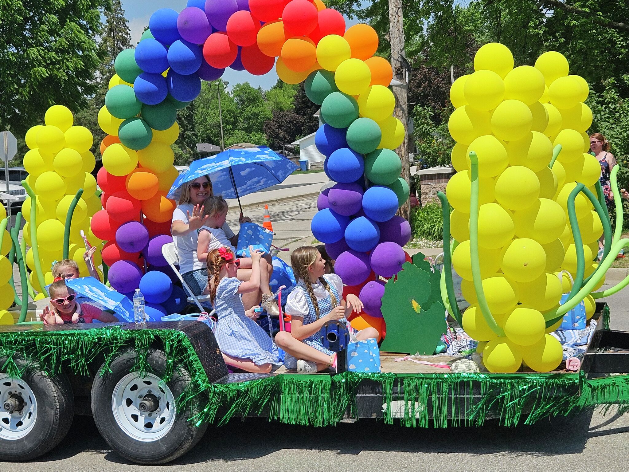 Parade marks final day of Auburn Cornfest