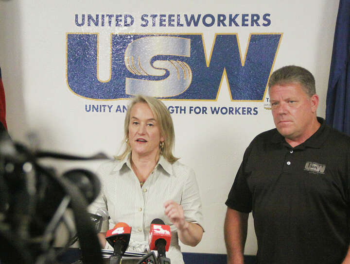 U.S. Steel restarting Granite City IL furnace, adding jobs