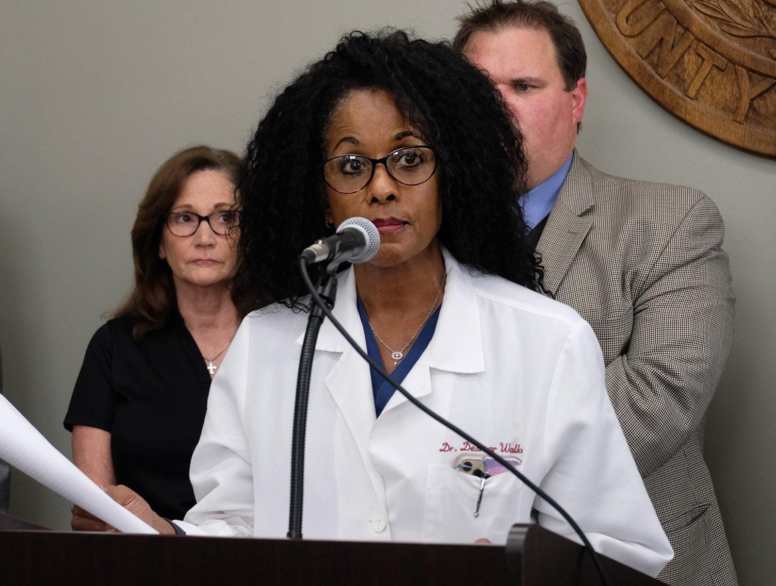 Desmar Walkes resigns as Bastrop County health authority