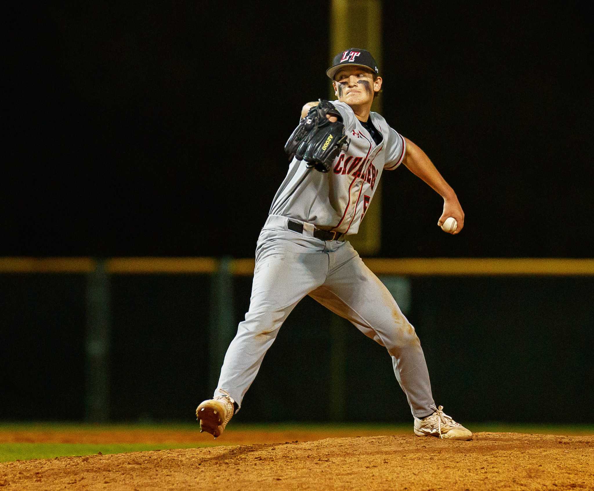 SA Reagan tops Lake Travis baseball in game one of regional finals