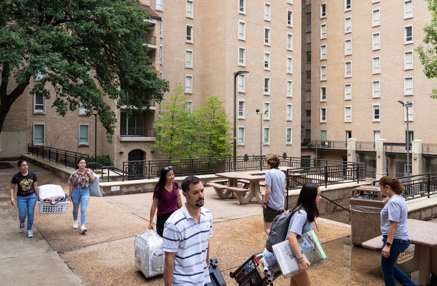 UT students worry about ‘isolation-in-place’ strategy in dorms