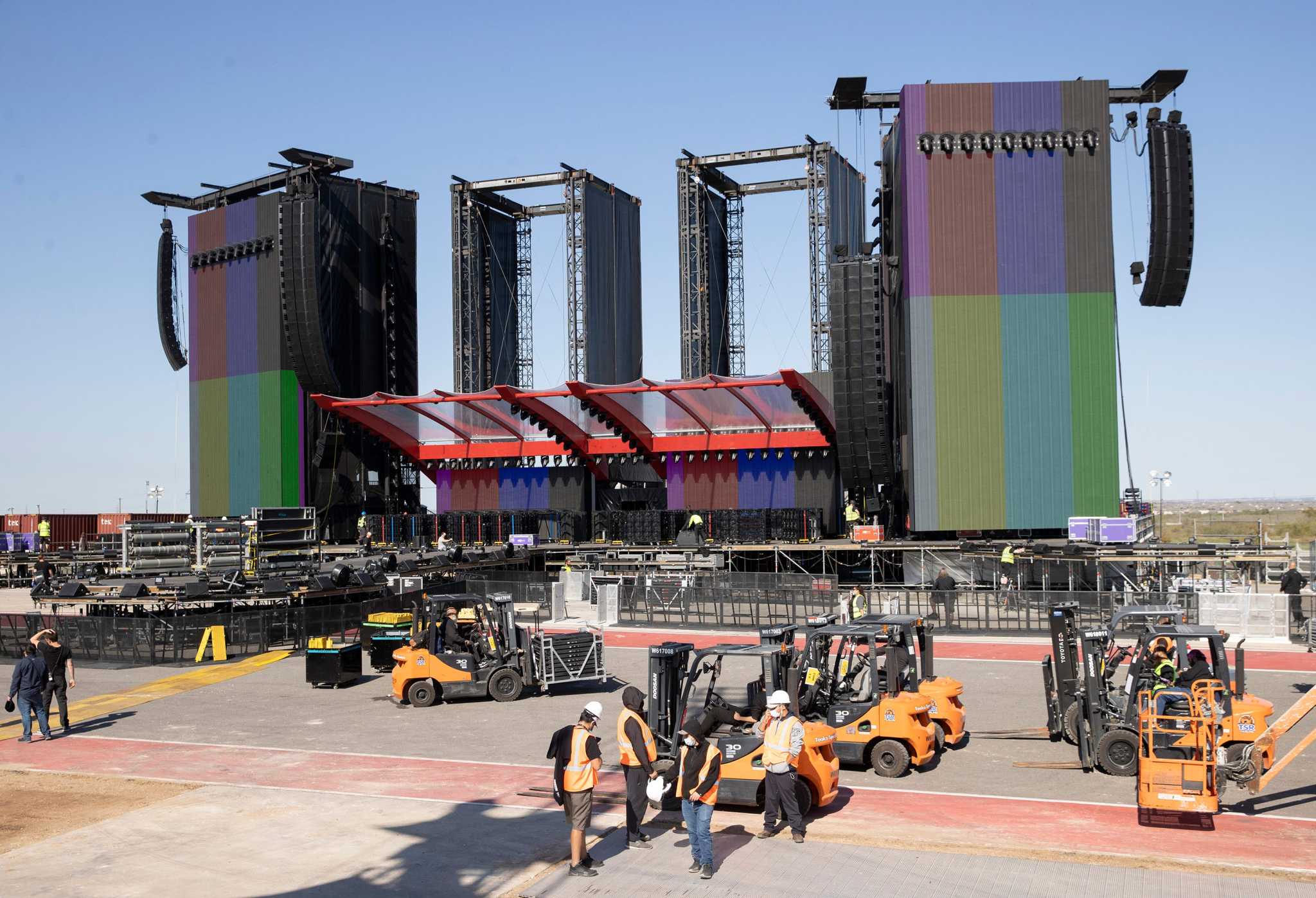 Check out photos of The Rolling Stones' stage being built in Austin