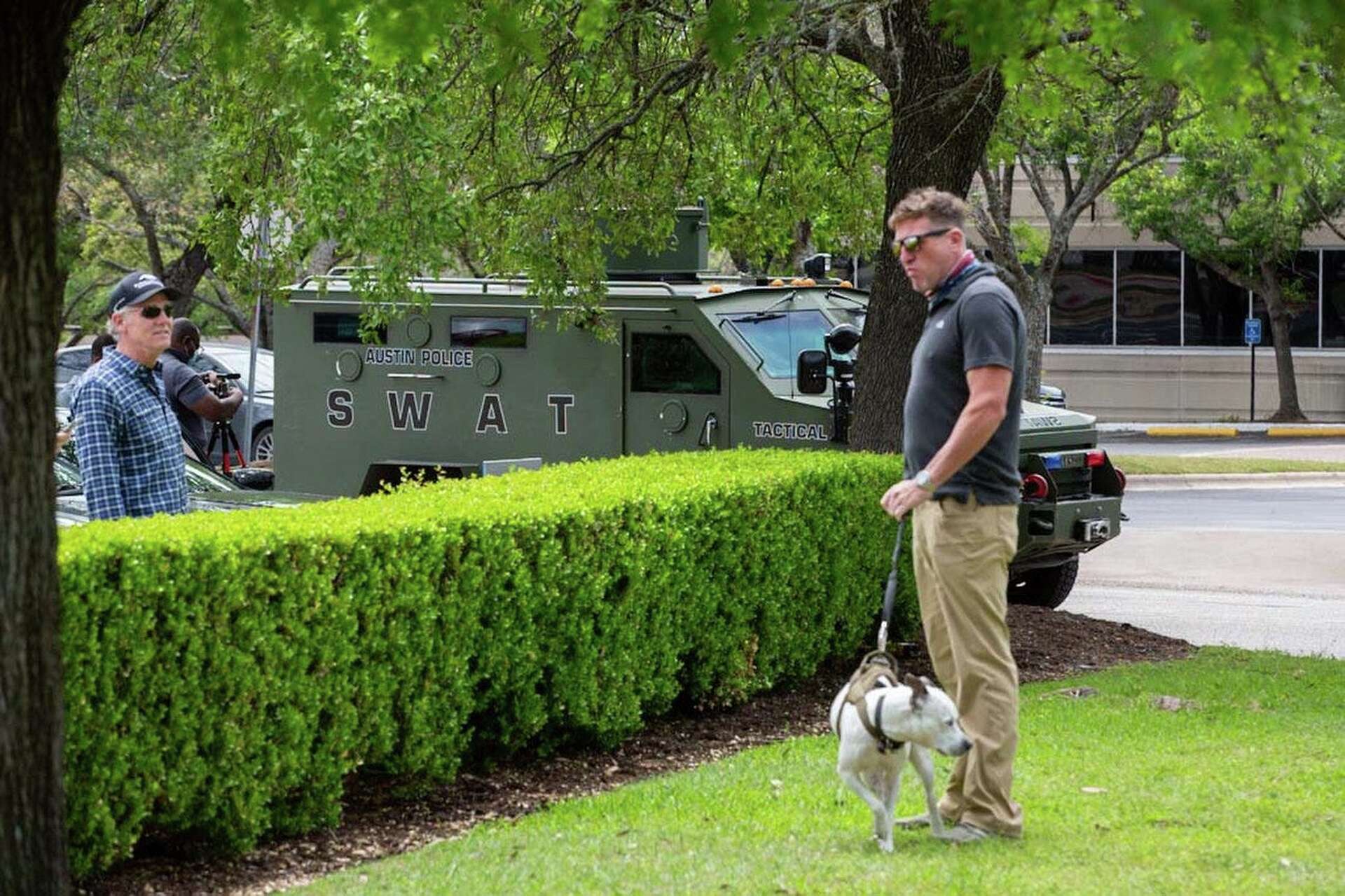 Former Travis County deputy Stephen Broderick sought in Northwest ...