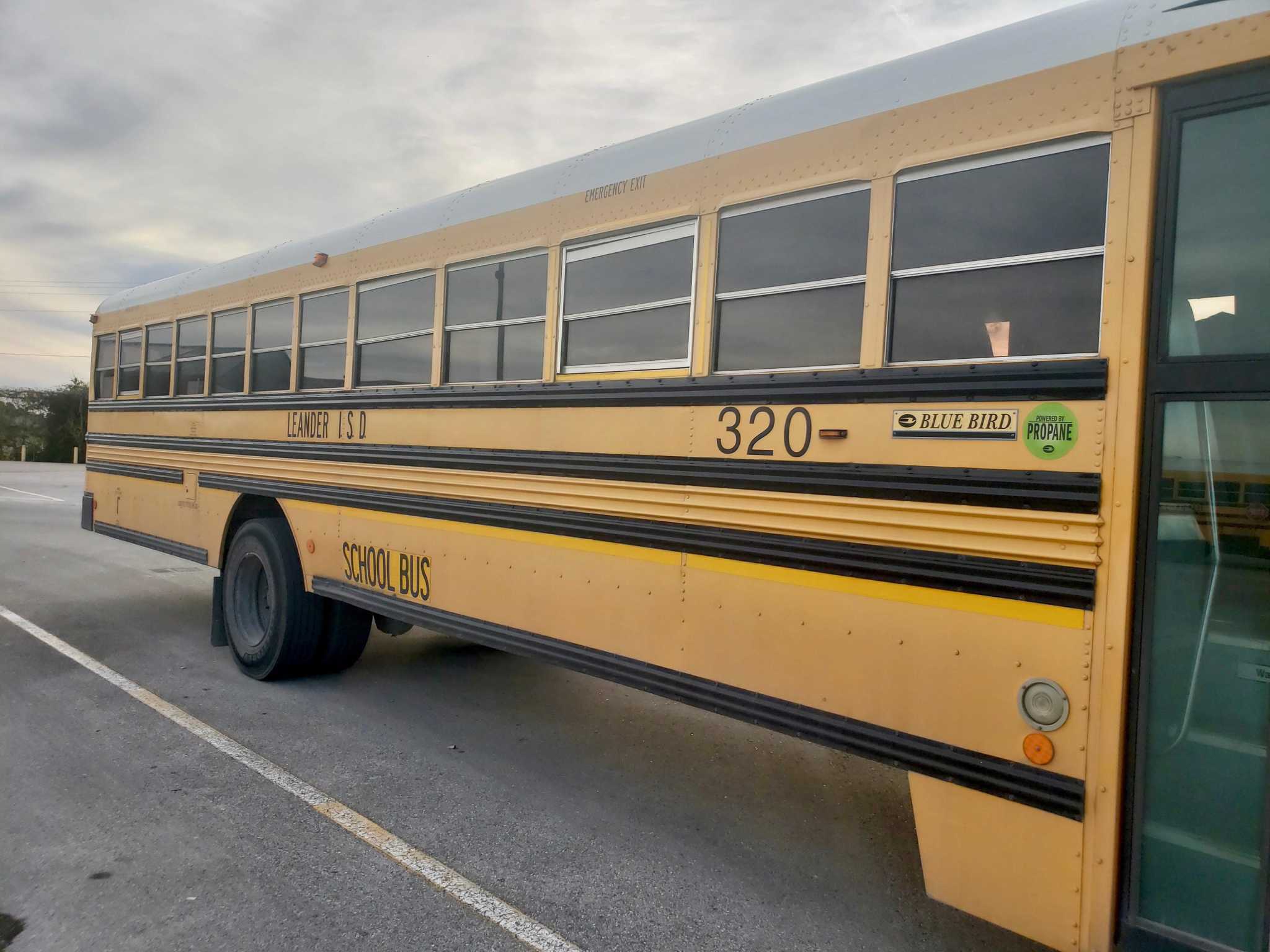 2 Leander ISD schools dismissed early after water line break