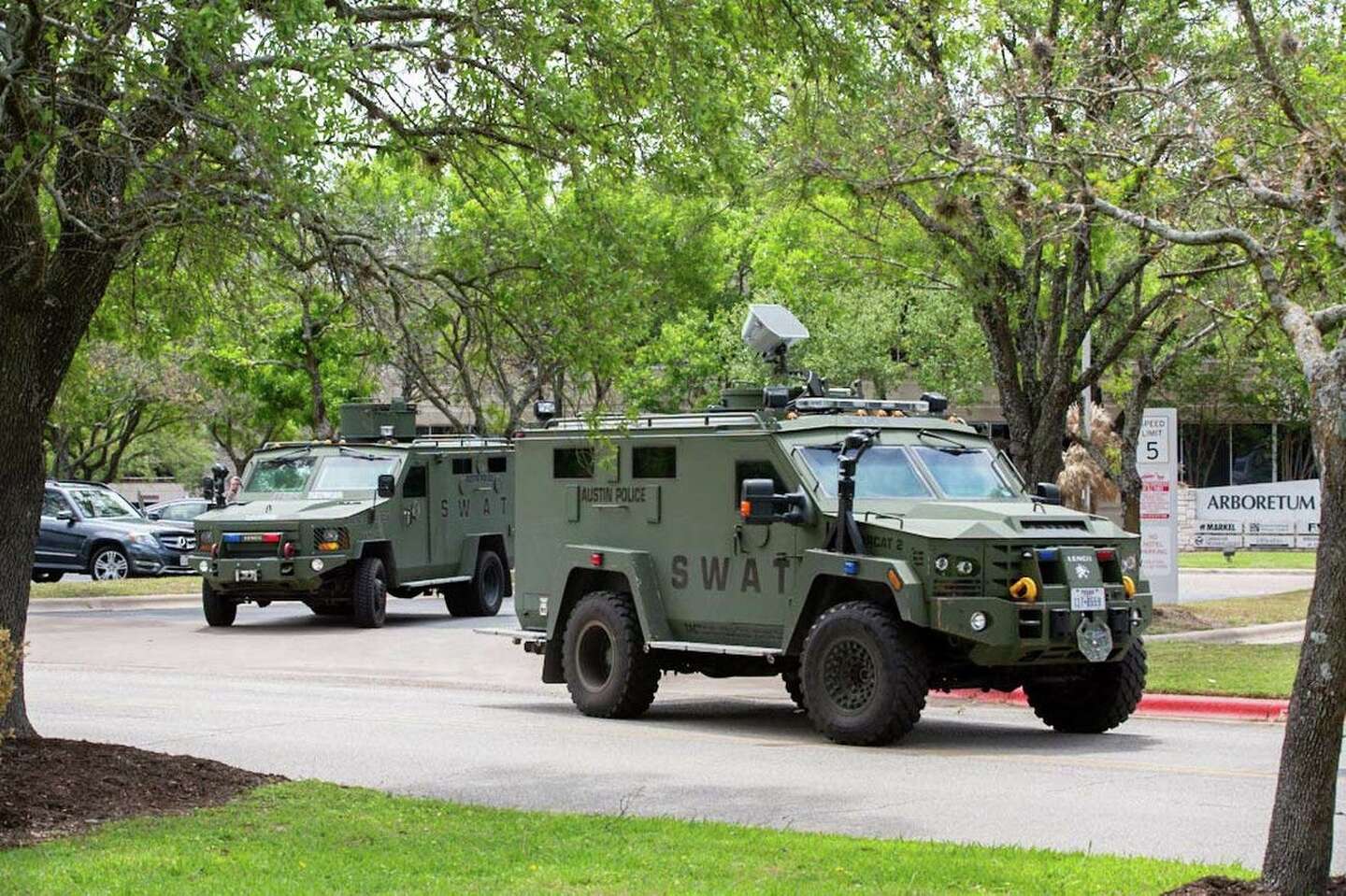 Former Travis County deputy Stephen Broderick sought in Northwest ...