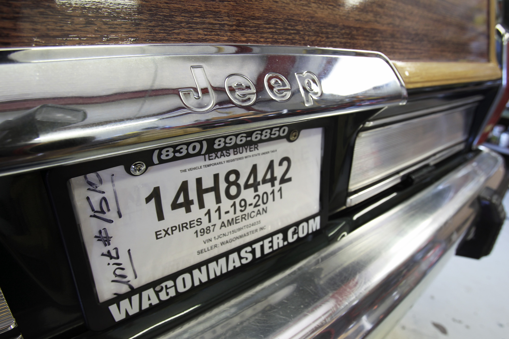Texas law limiting dealerships' use of paper license plates