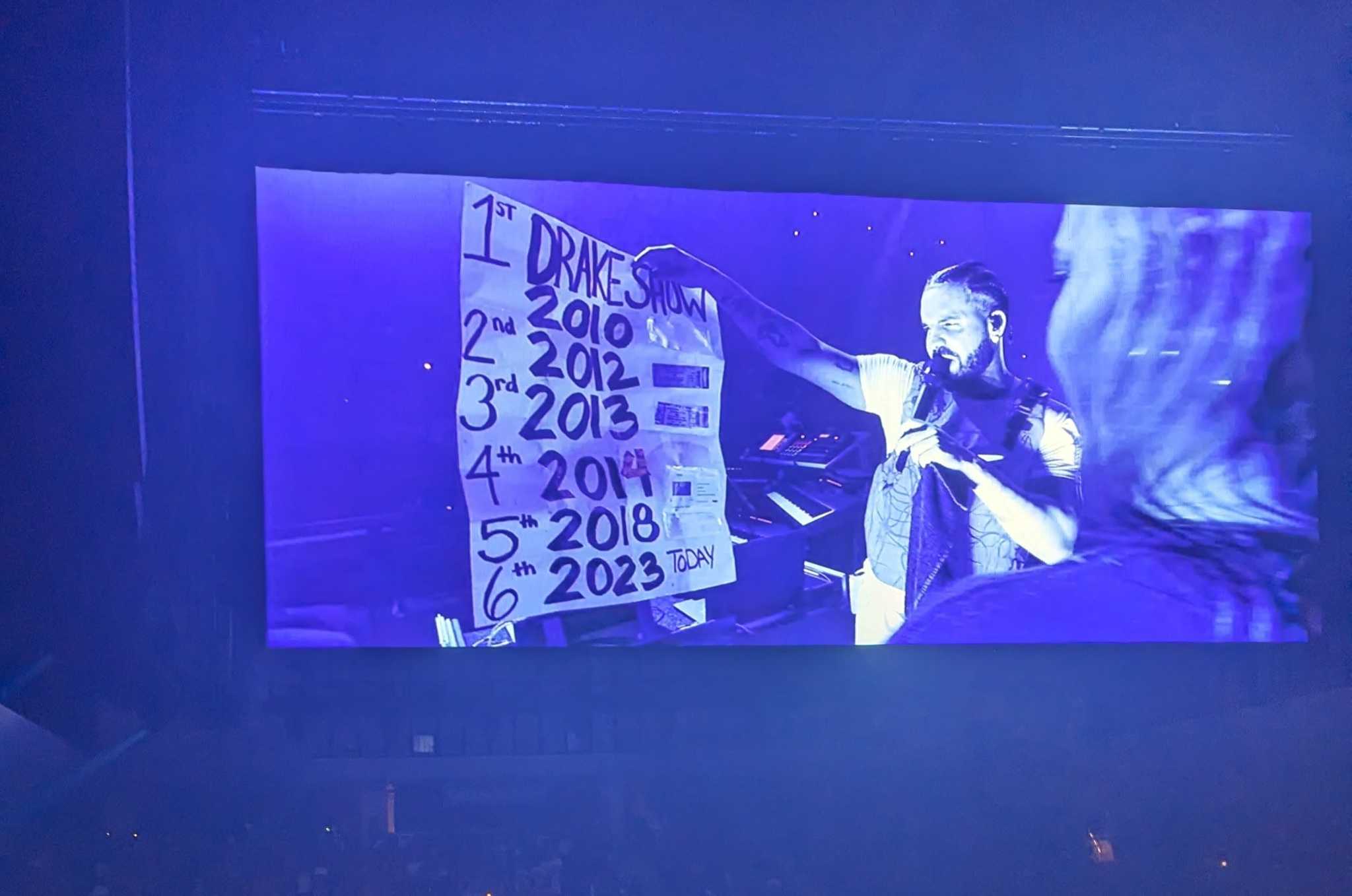 Review: Drake's 'It's All a Blur' tour hits Austin's Moody Center