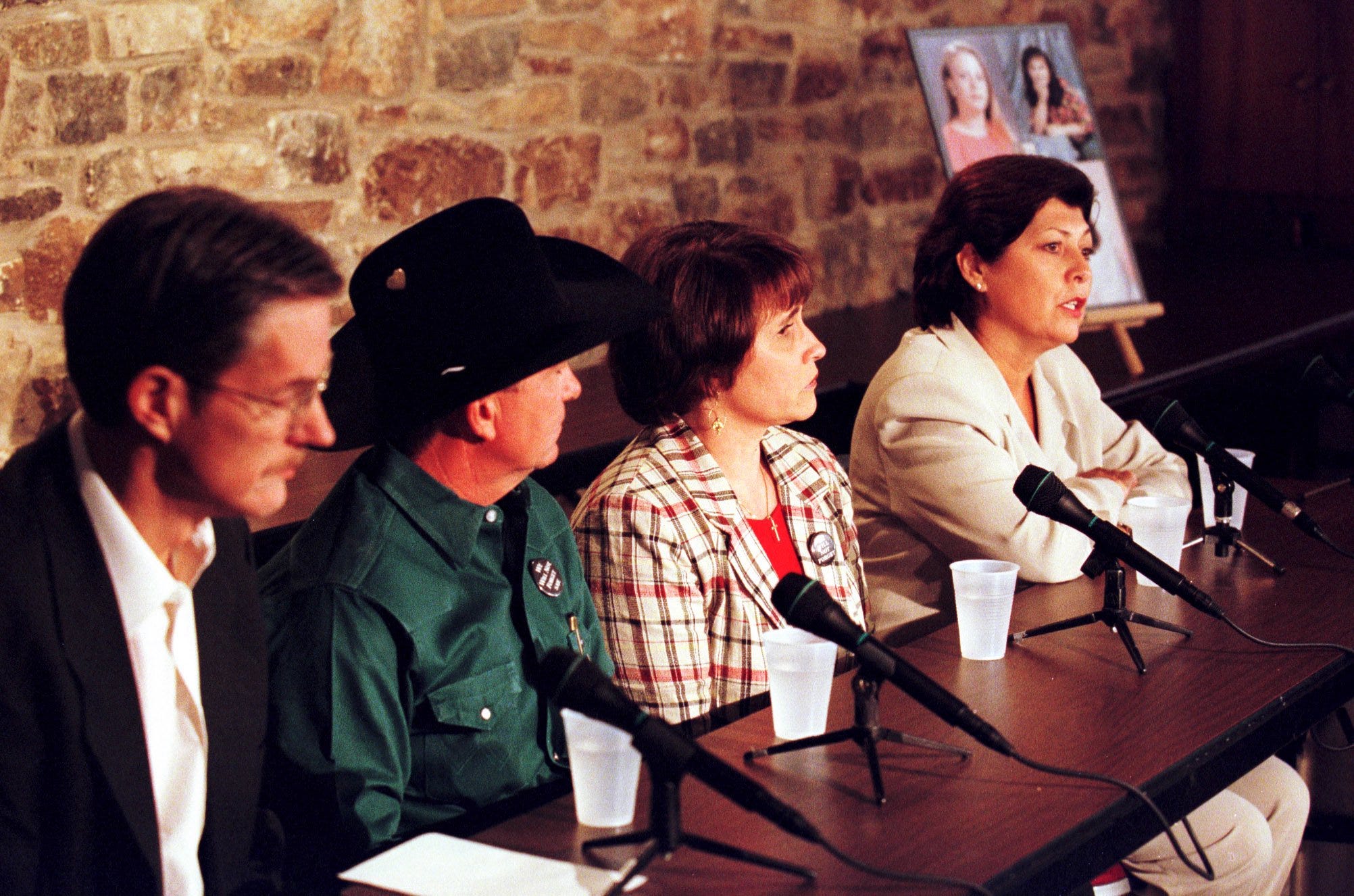 Yogurt Shop Murders documentary debuts at SXSW: Look at the cold case.