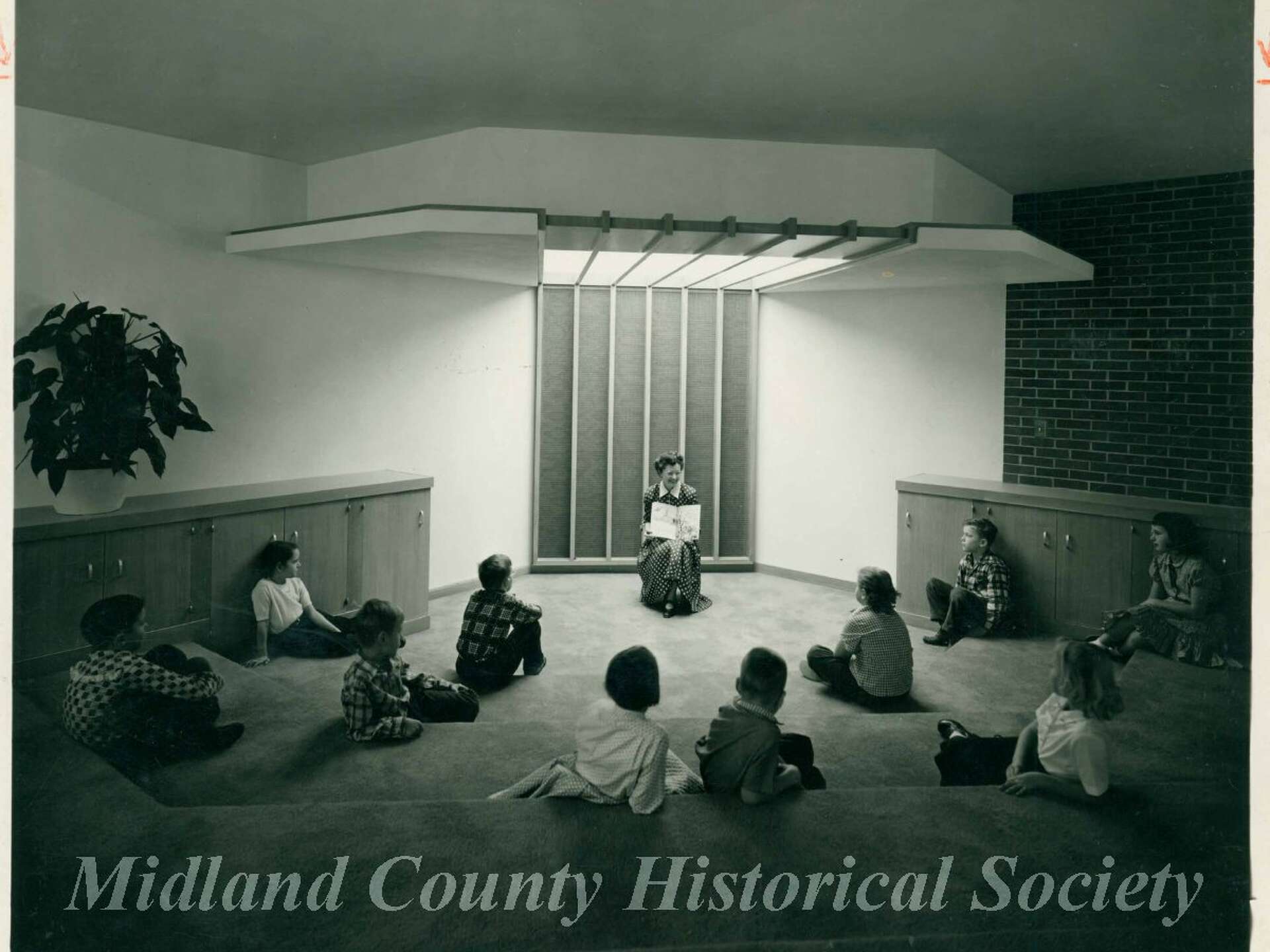 Grace A. Dow Library, built in apple orchard, marks 70 years
