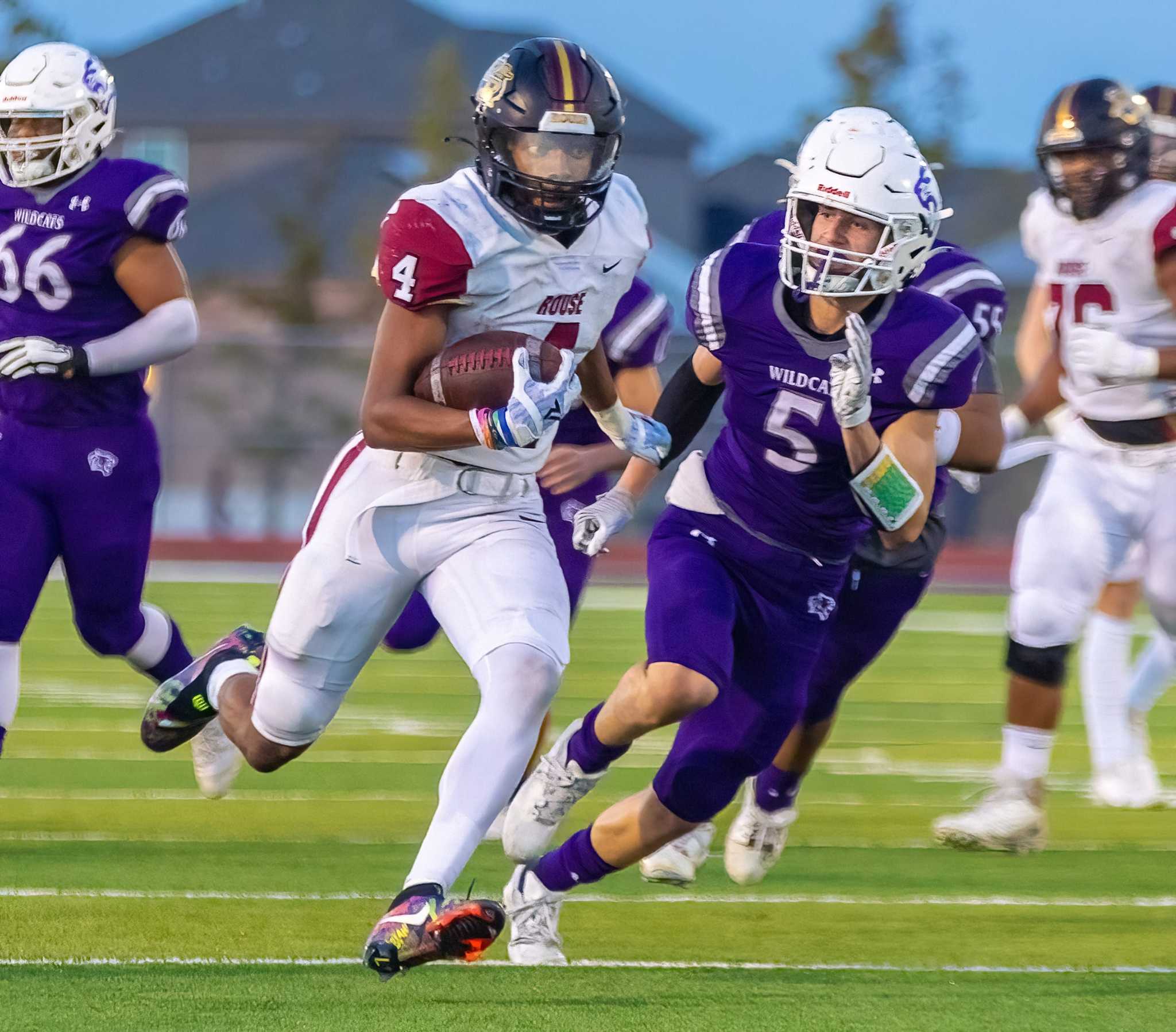 Rouse defeats Elgin as Raiders finish season strong for playoffs