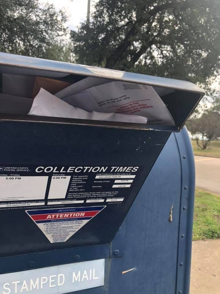 Lake Travis residents seek answers to Lakeway Post Office issues