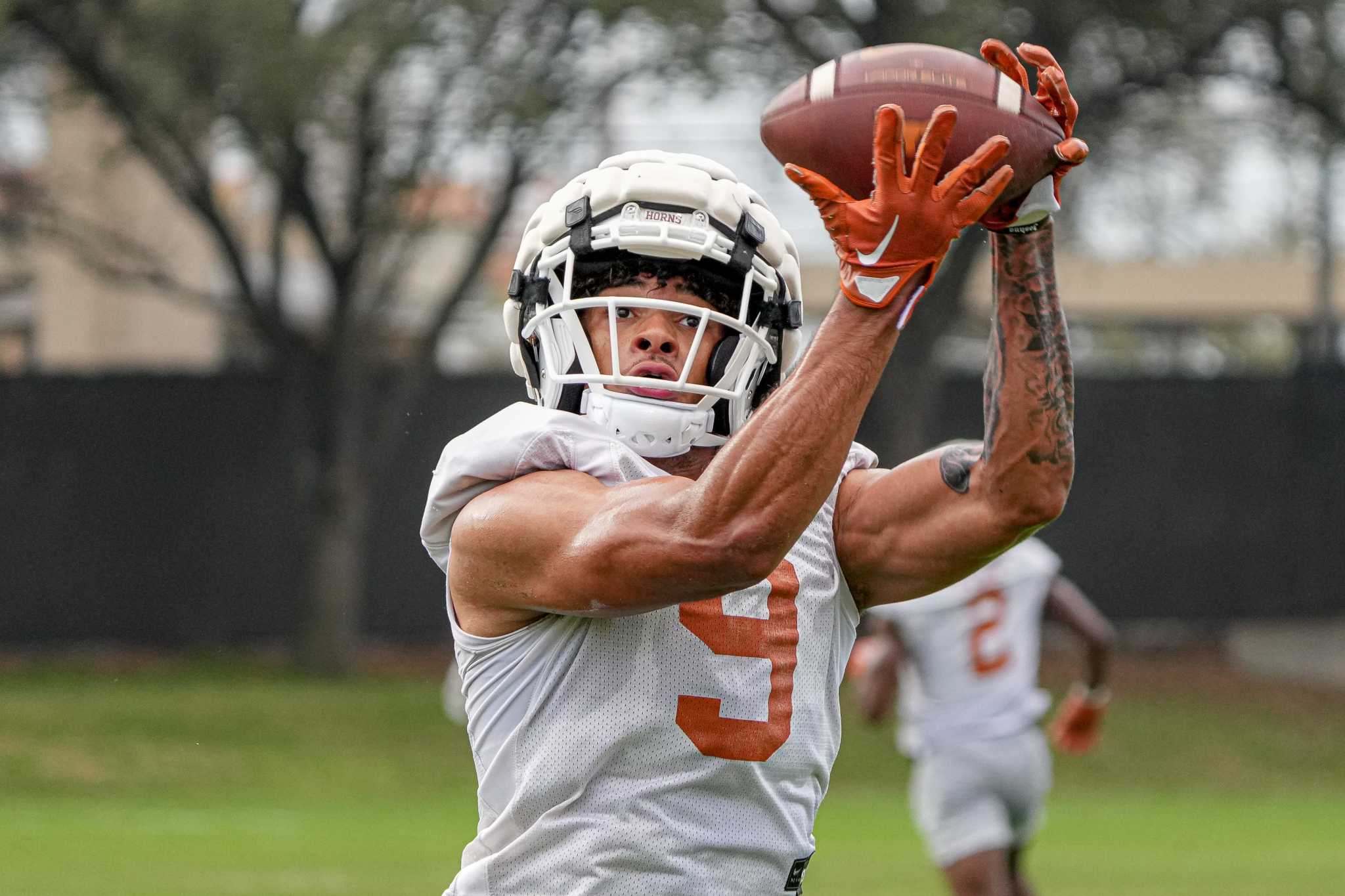 WR DeAndre Moore among starters for Texas Longhorns football against ...
