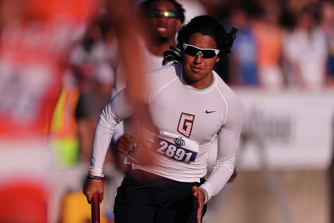 Manor sprinter Che Nwabuko will attend Pittsburgh next year