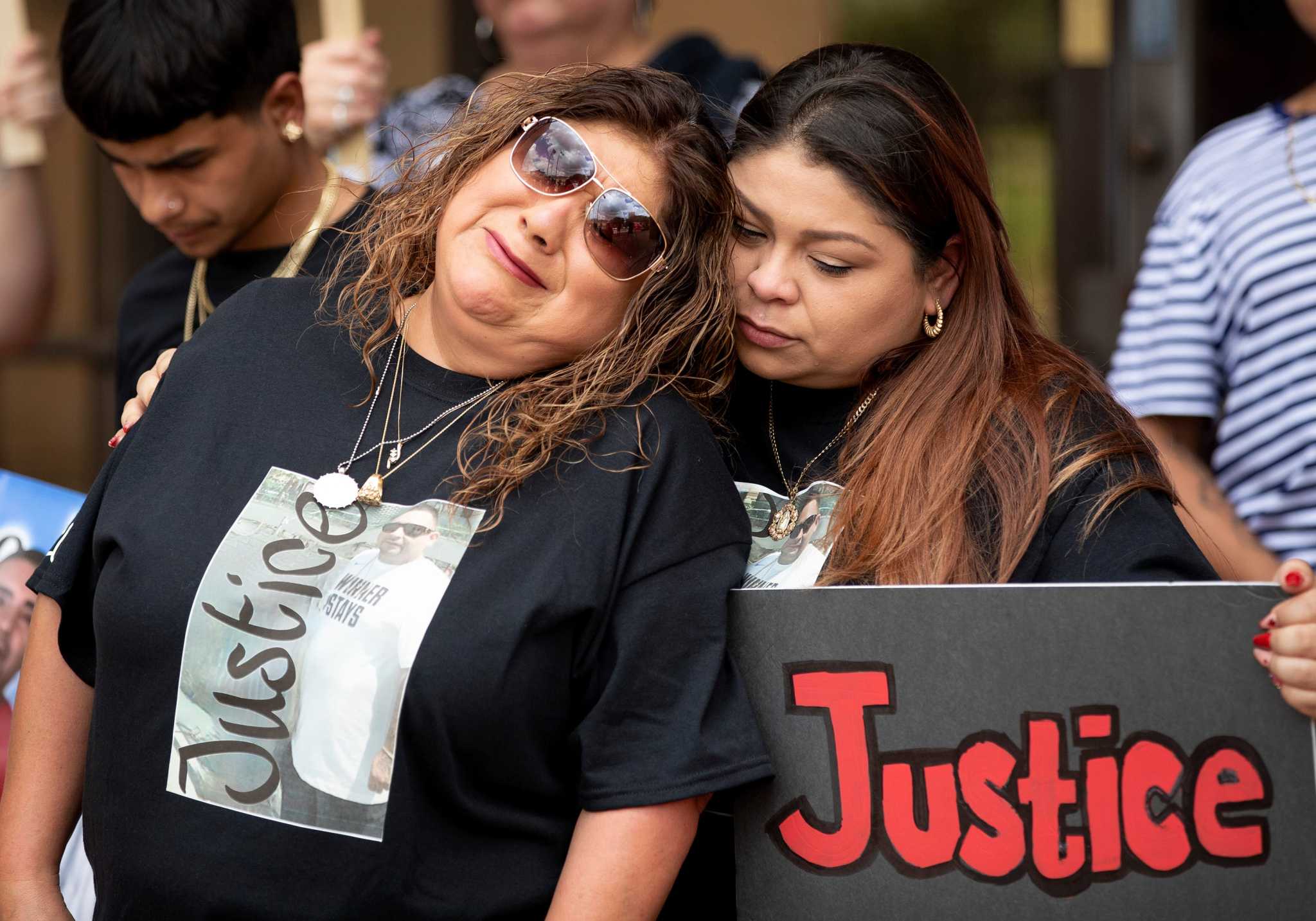 Family of Austin murder victim asks for help finding murder suspect