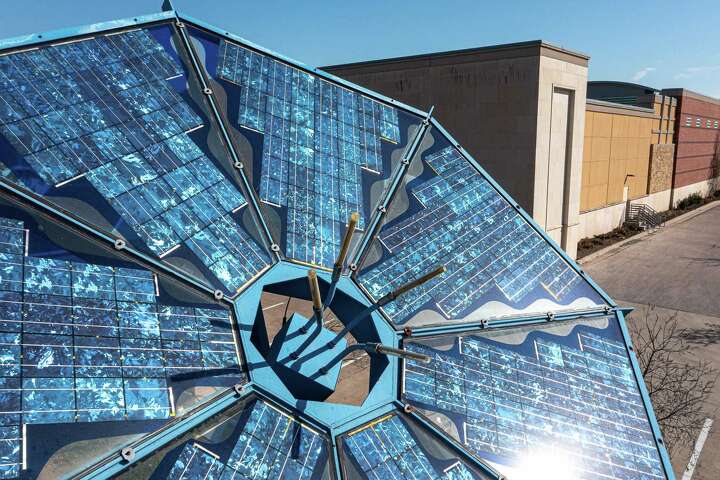 Austin bets big on solar, approving first-of-their-kind projects