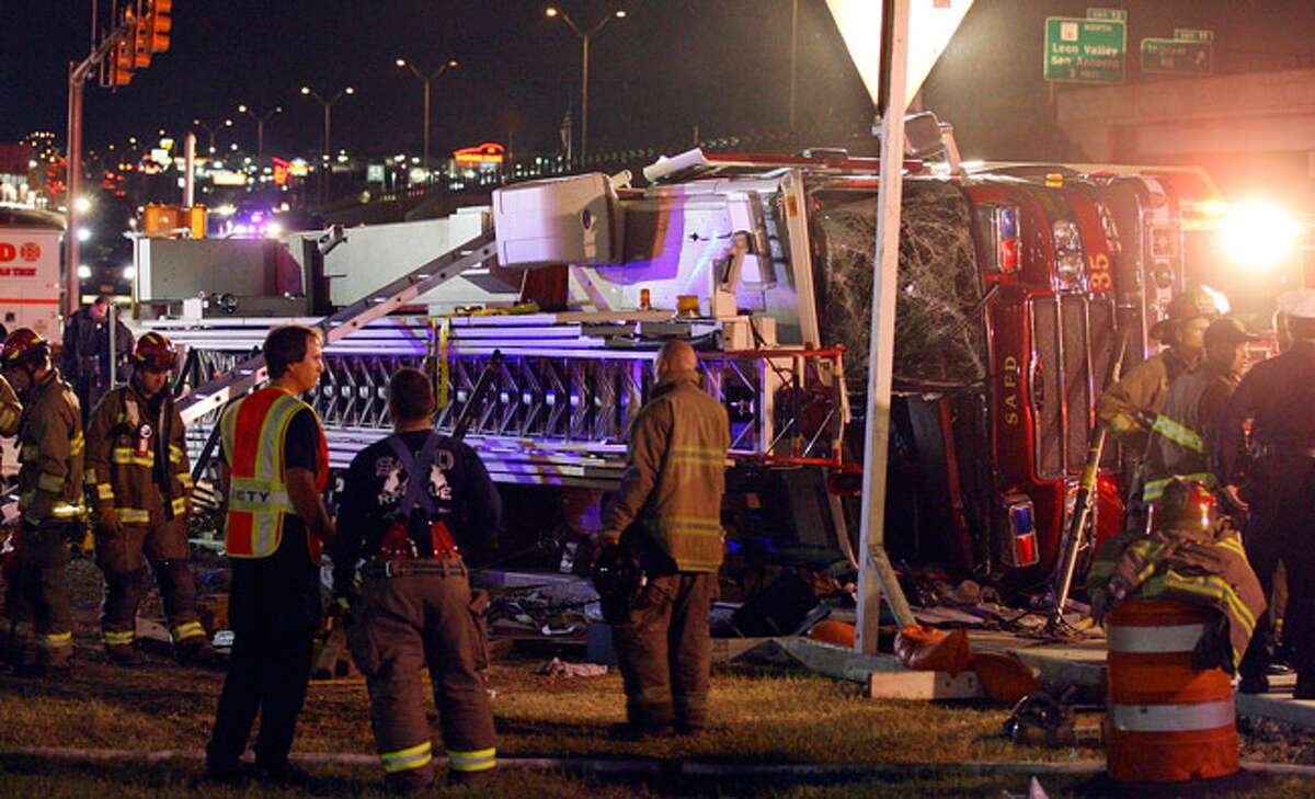 4 firefighters injured when fire truck flips