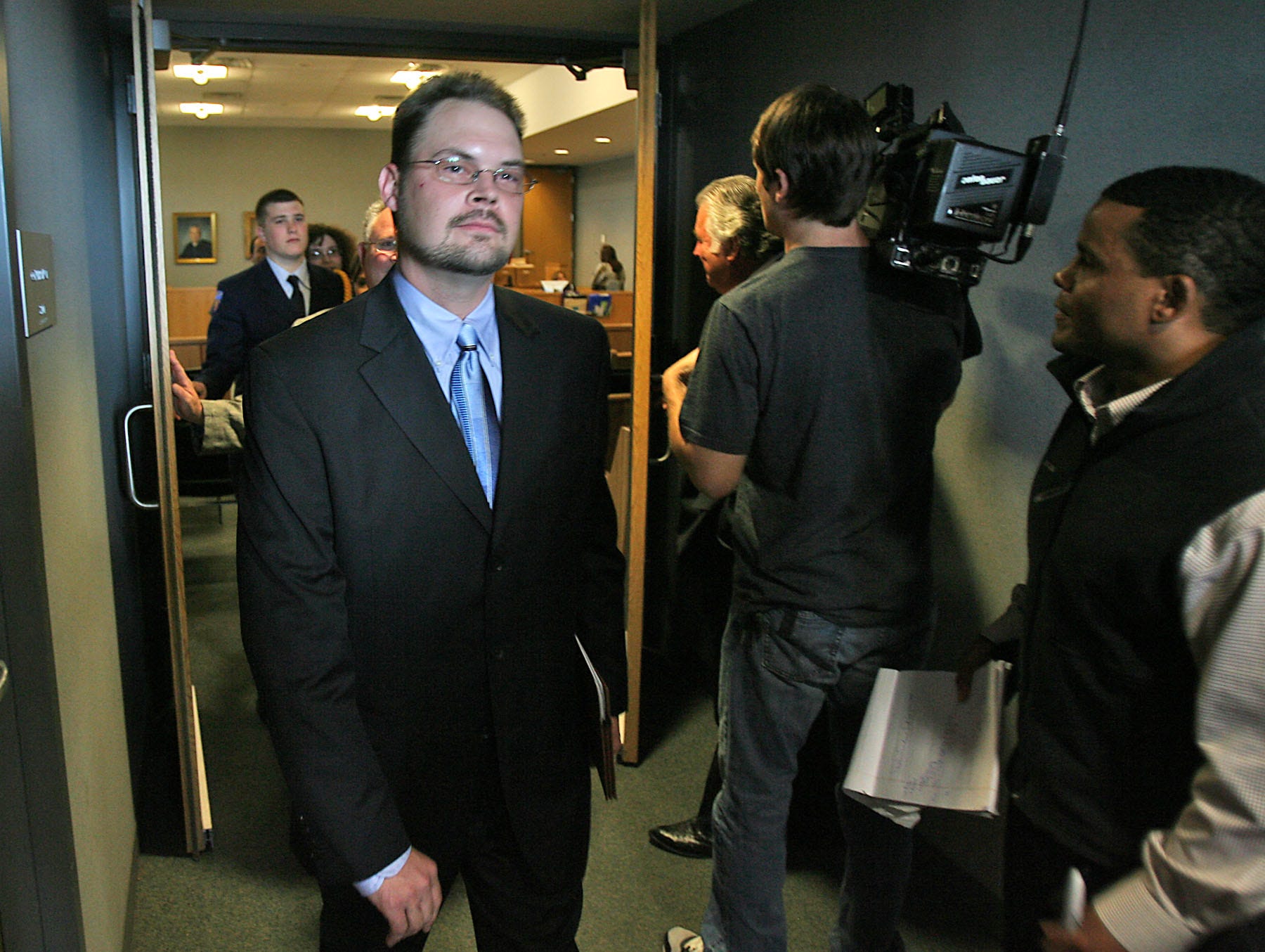 Austin must apologize for wrongful prosecutions in yogurt shop murders