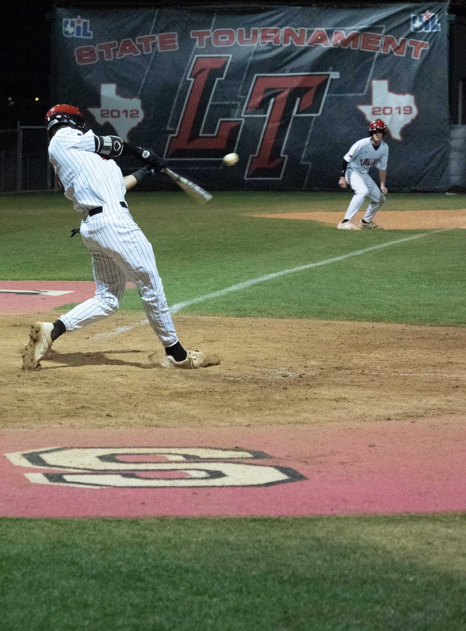 Clutch hit lifts Lake Travis baseball past Westlake, to district title