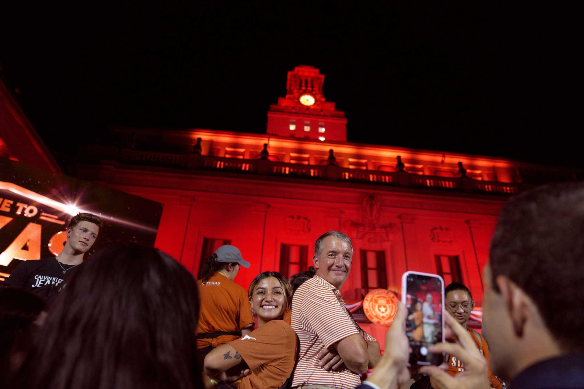 University of Texas hits record enrollment, four-year graduation rates