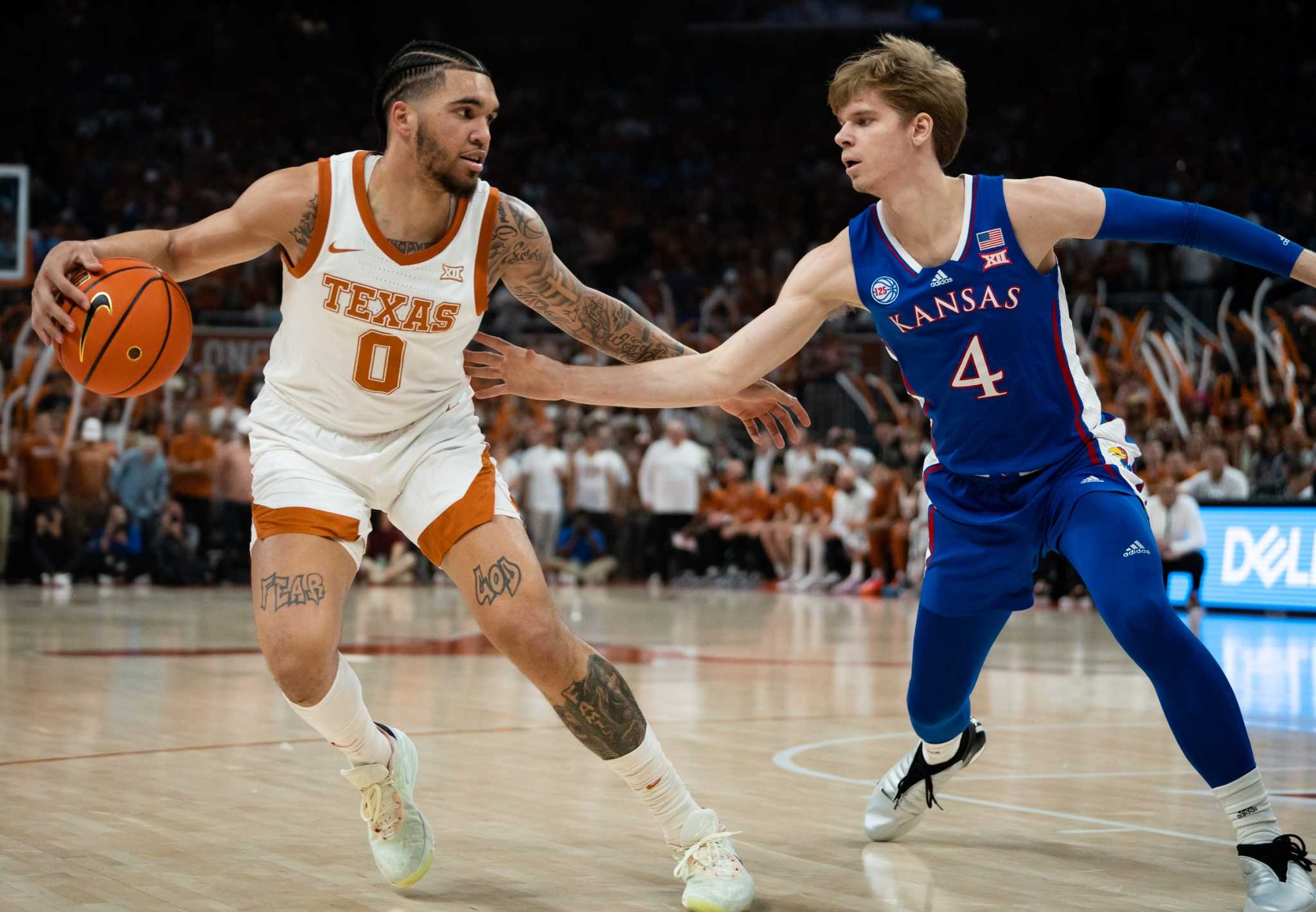 Texas' Timmy Allen doing what it takes to win in NCAA Tournament