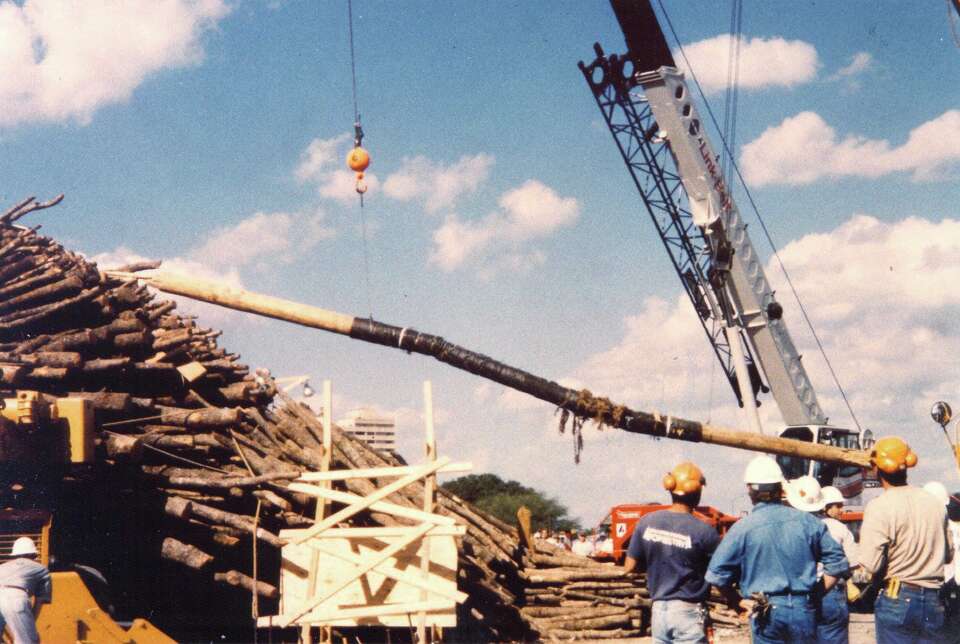 Four things to know about the 1999 Texas A&M Bonfire tragedy