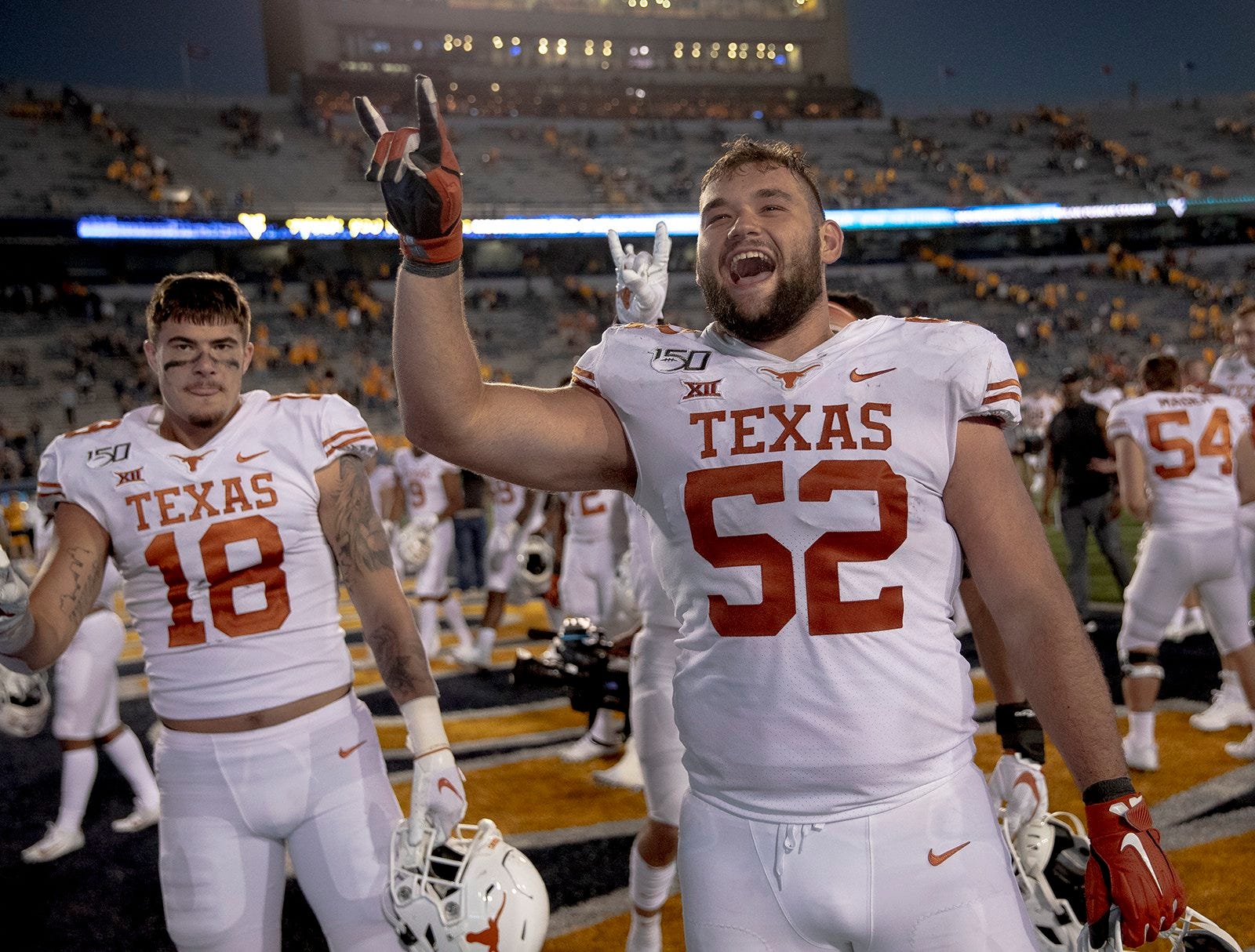 Texas LT Samuel Cosmi opting out of final two games, will start ...