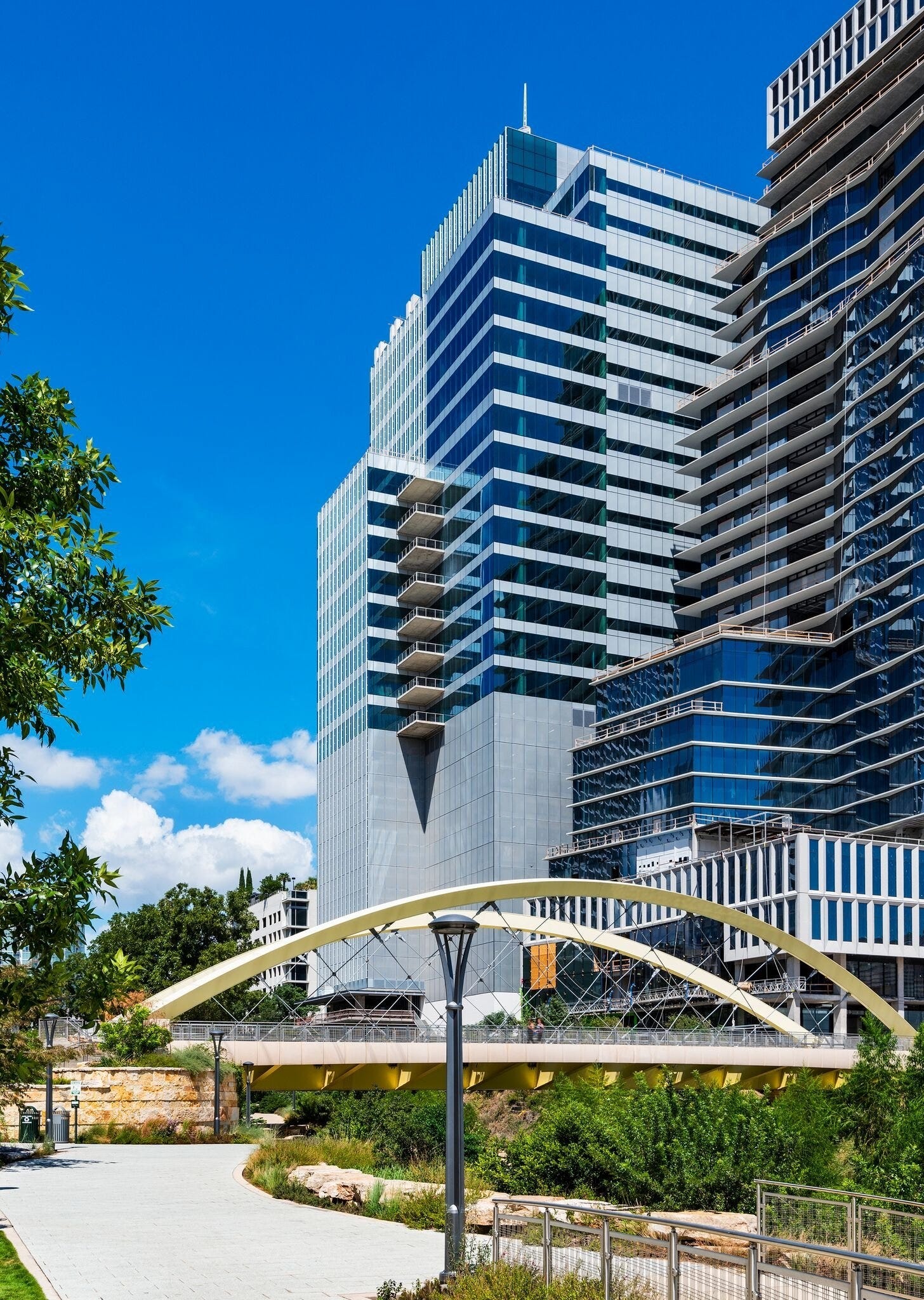 29-story Austin tower for sale; could set price record