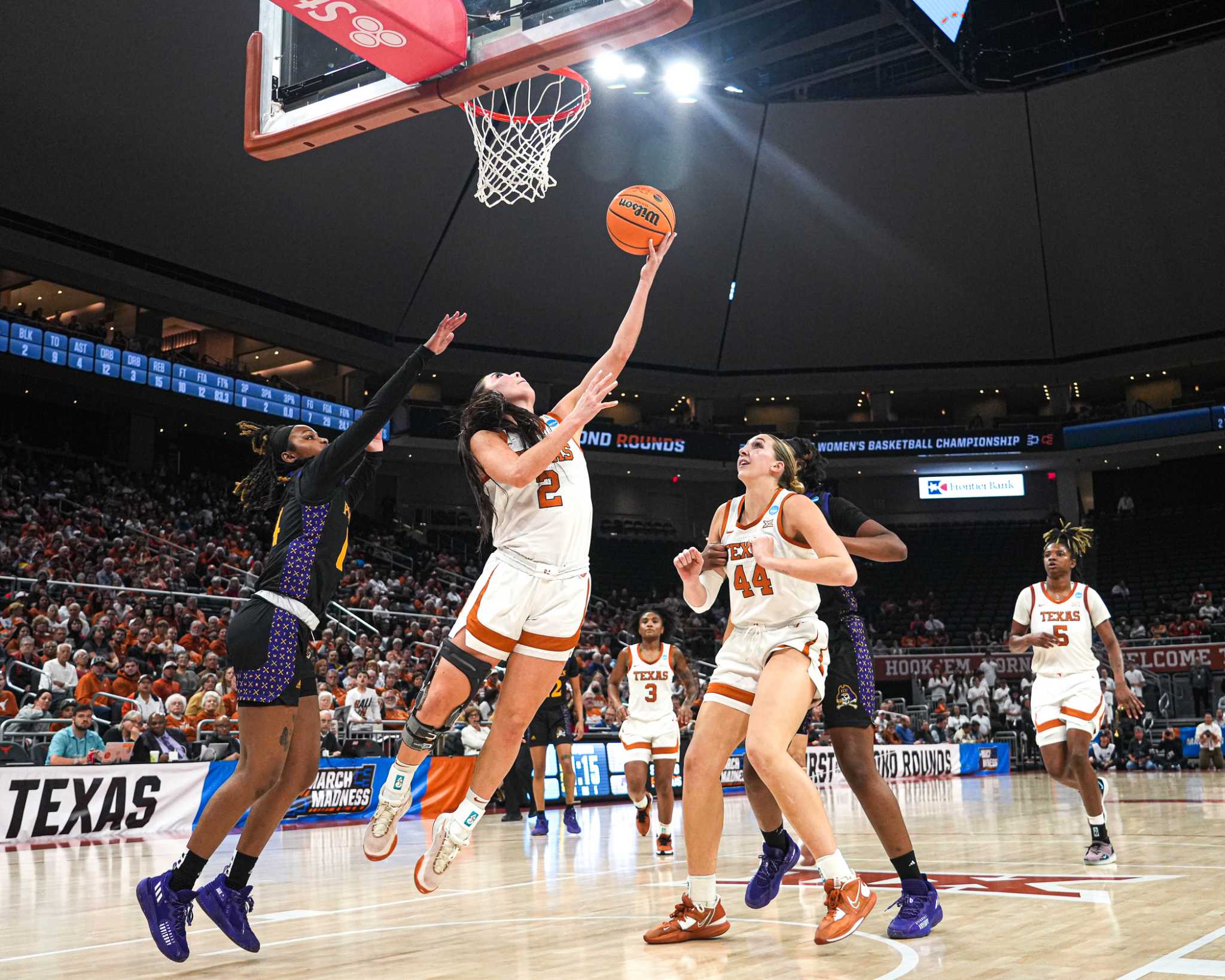 Texas, Kansas State both ranked by AP ahead of conference clash
