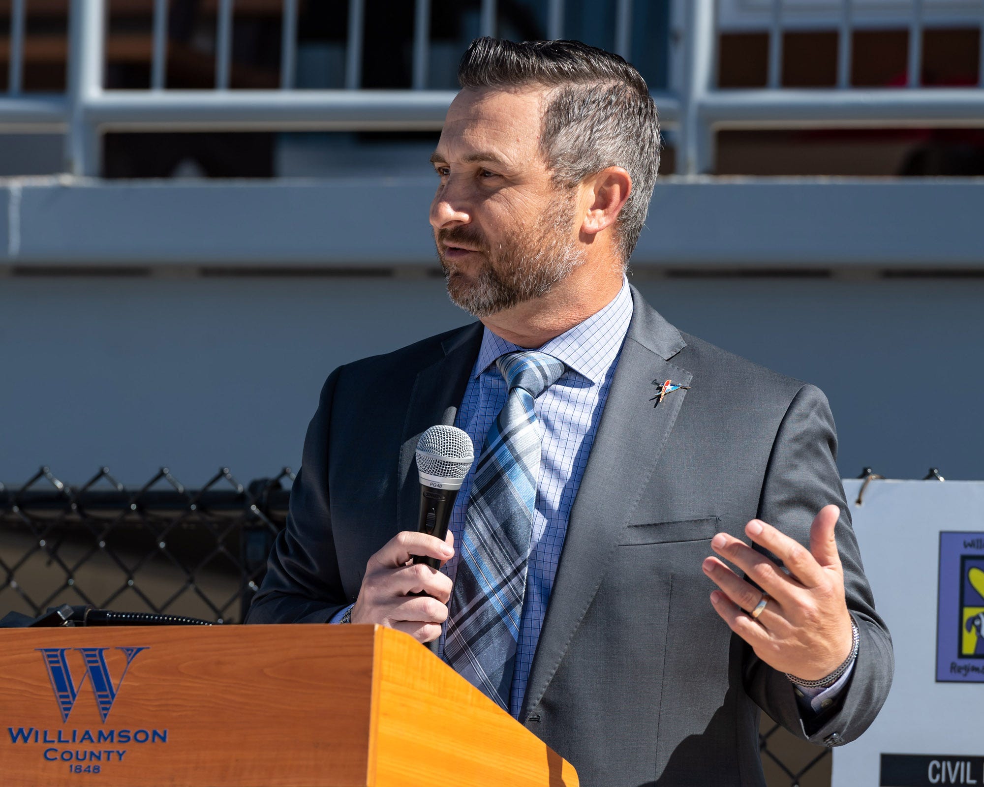 Round Rock Mayor Craig Morgan recovering after surgery