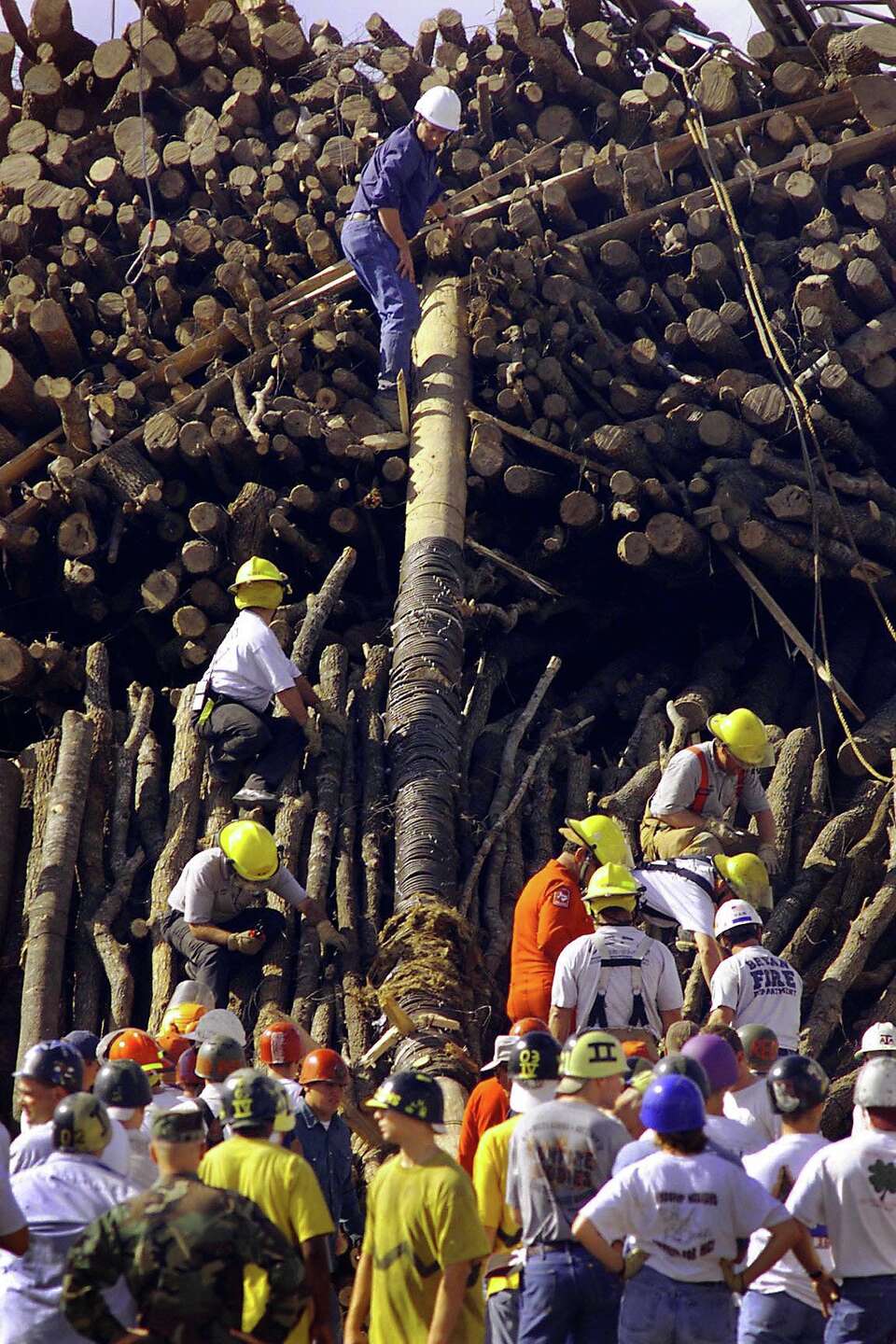 Four things to know about the 1999 Texas A&M Bonfire tragedy
