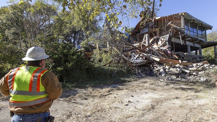 Apartment project set for old Treehouse site off Barton Springs Road