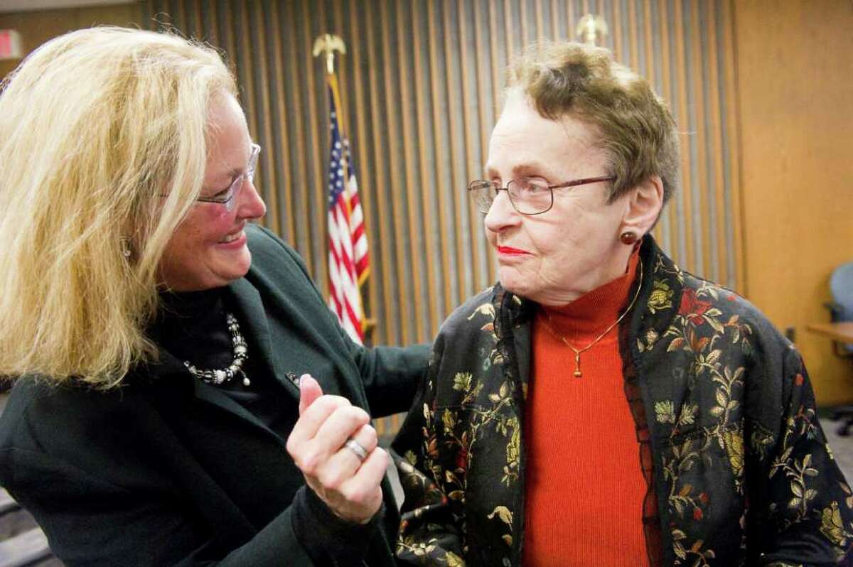 Norwalk Superior Court judge sworn in to third term