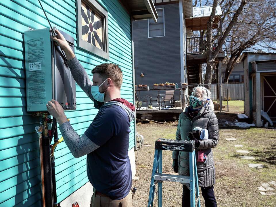 Austin freeze 2022: Here's how to prepare for Texas winter weather