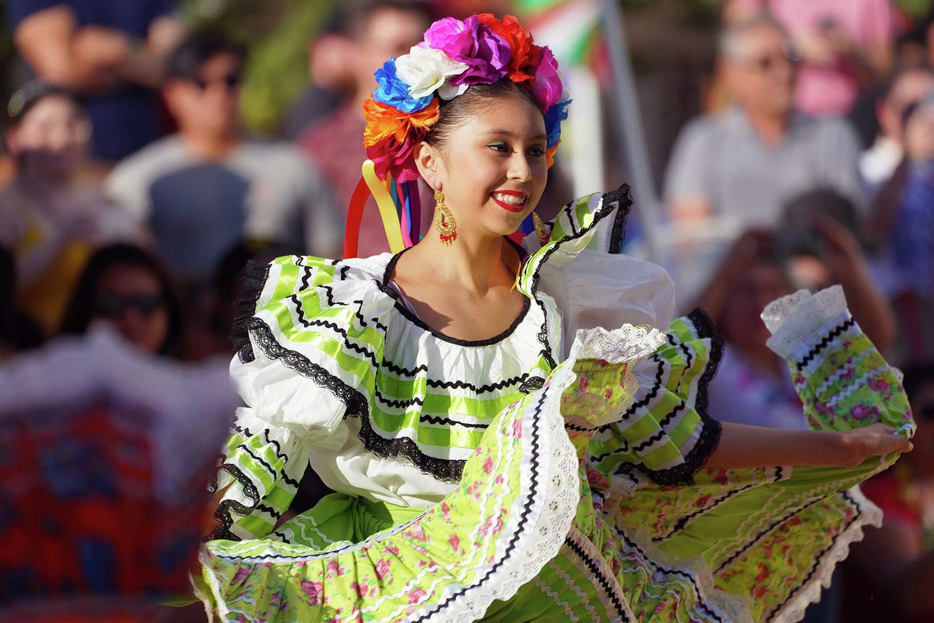Celebrate Diez y Seis in Austin with free folk dance, mucho mariachi