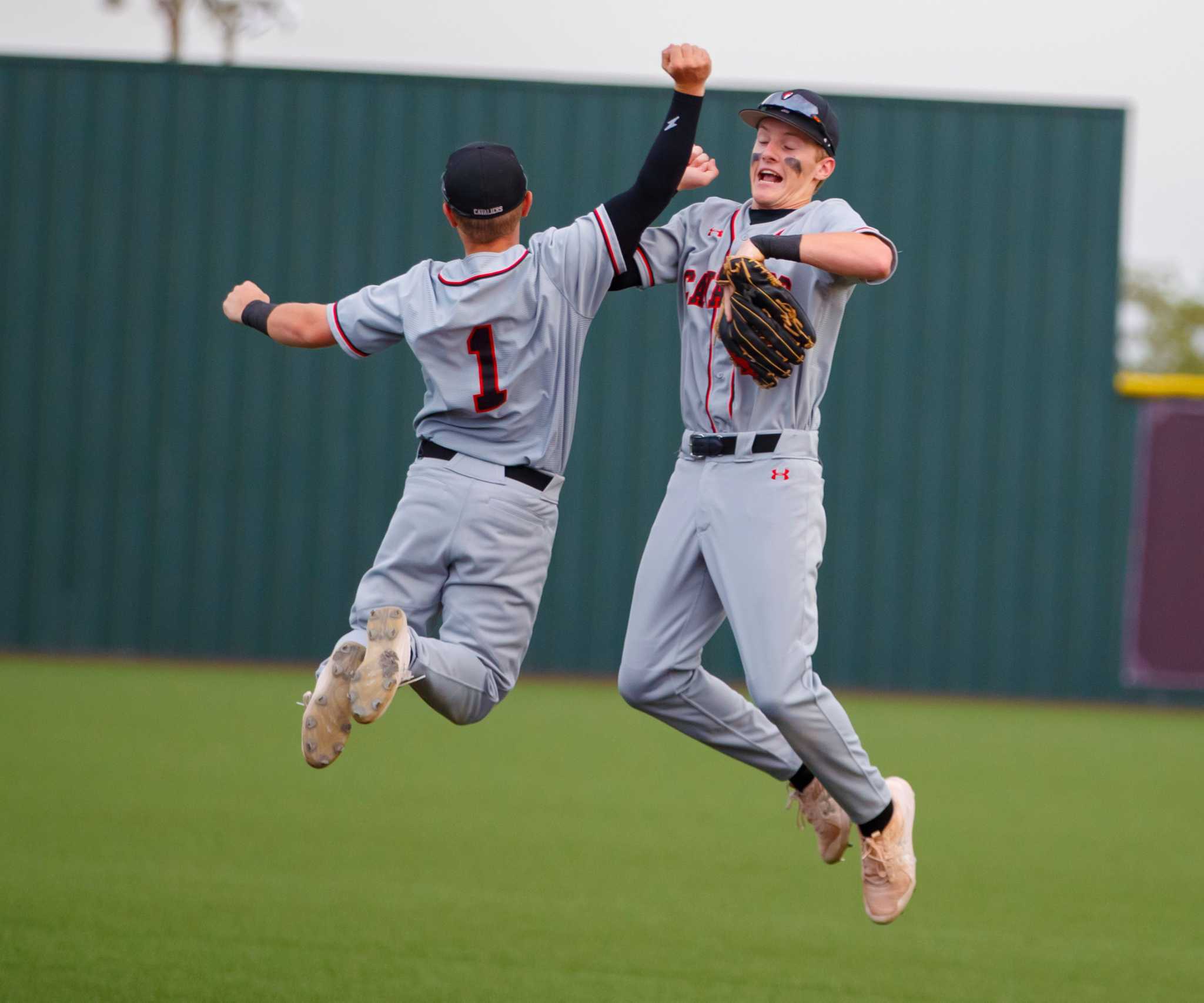 Lake Travis beats SA Johnson in baseball playoffs