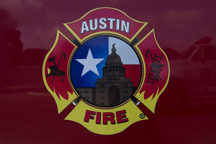 Austin apartment fire: No injuries reported, large blaze contained