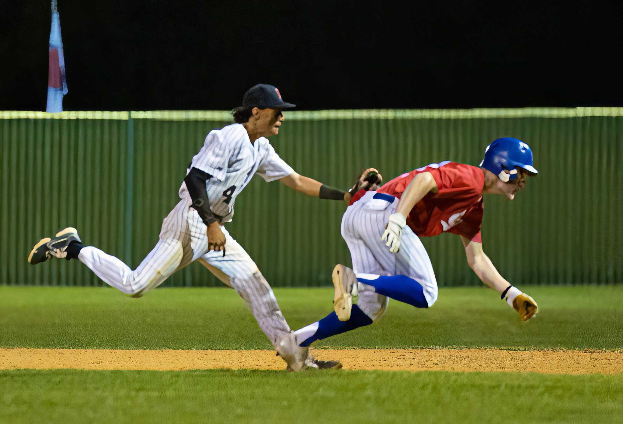 Bowie baseball beats Westlake, creates three-way tie in District 26-6A