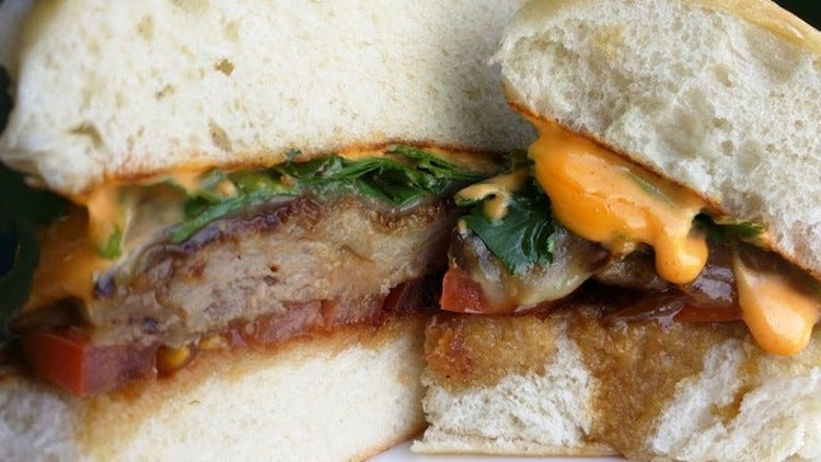 Recipe of the Week: Depression Burger with Onions, Bacon Jam