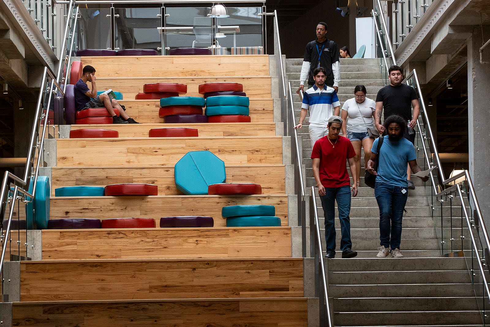 Gov. Abbott signs bill providing $683M more for Texas junior colleges