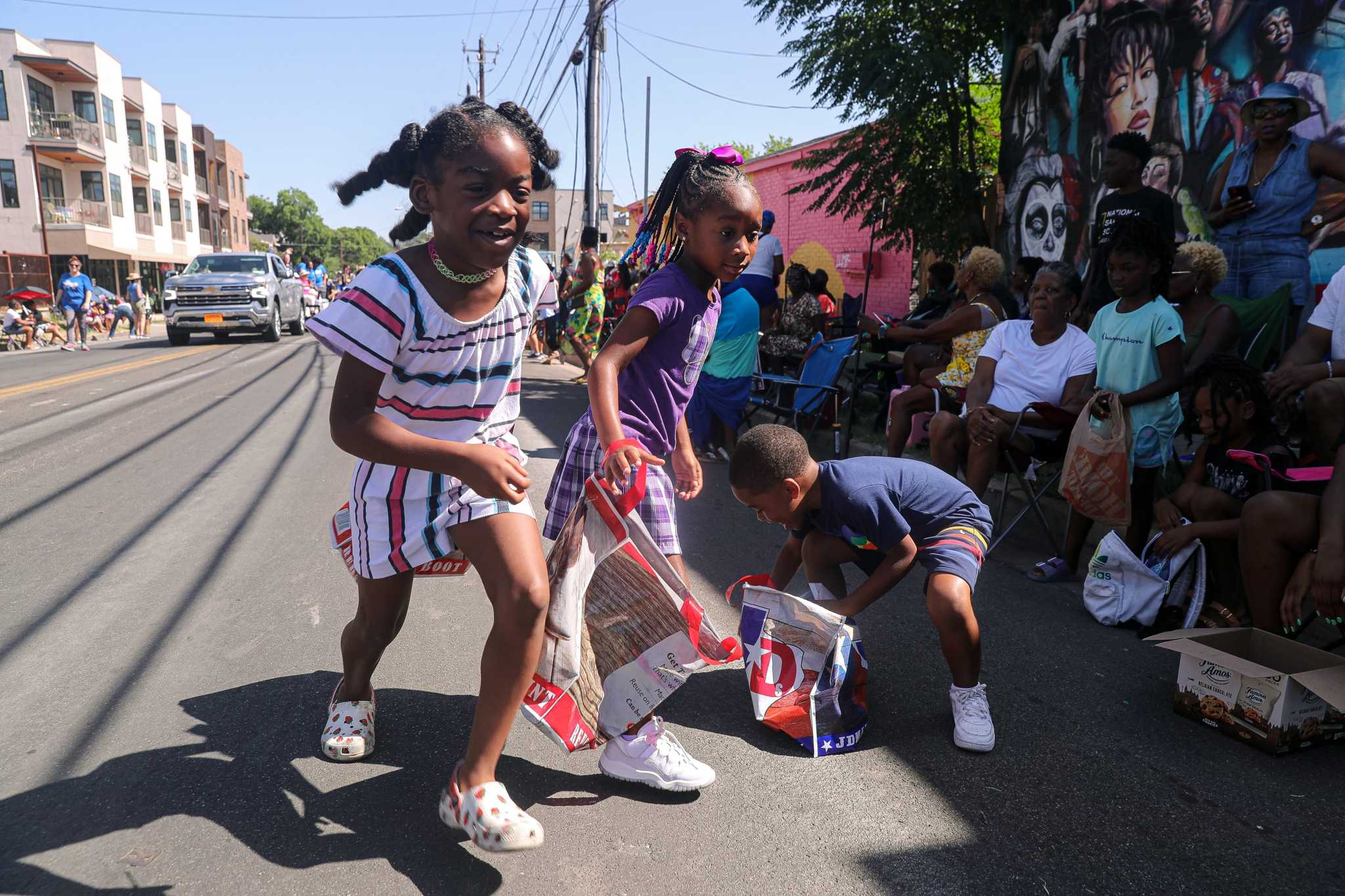 Texans celebrate Juneteenth holiday with parade in East Austin