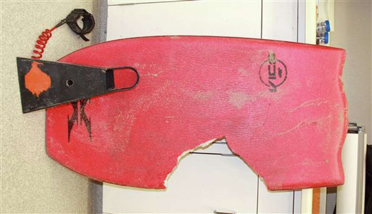 Blue wave turned red with blood after shark attack