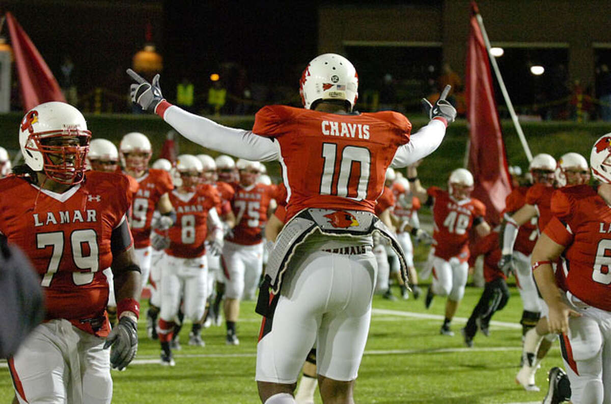 Lamar ends losing streak