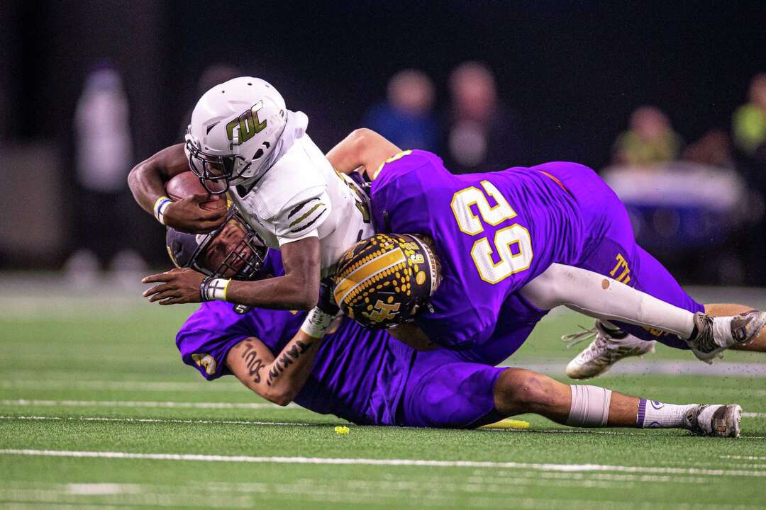 South Oak Cliff fends off Liberty Hill football for state championship