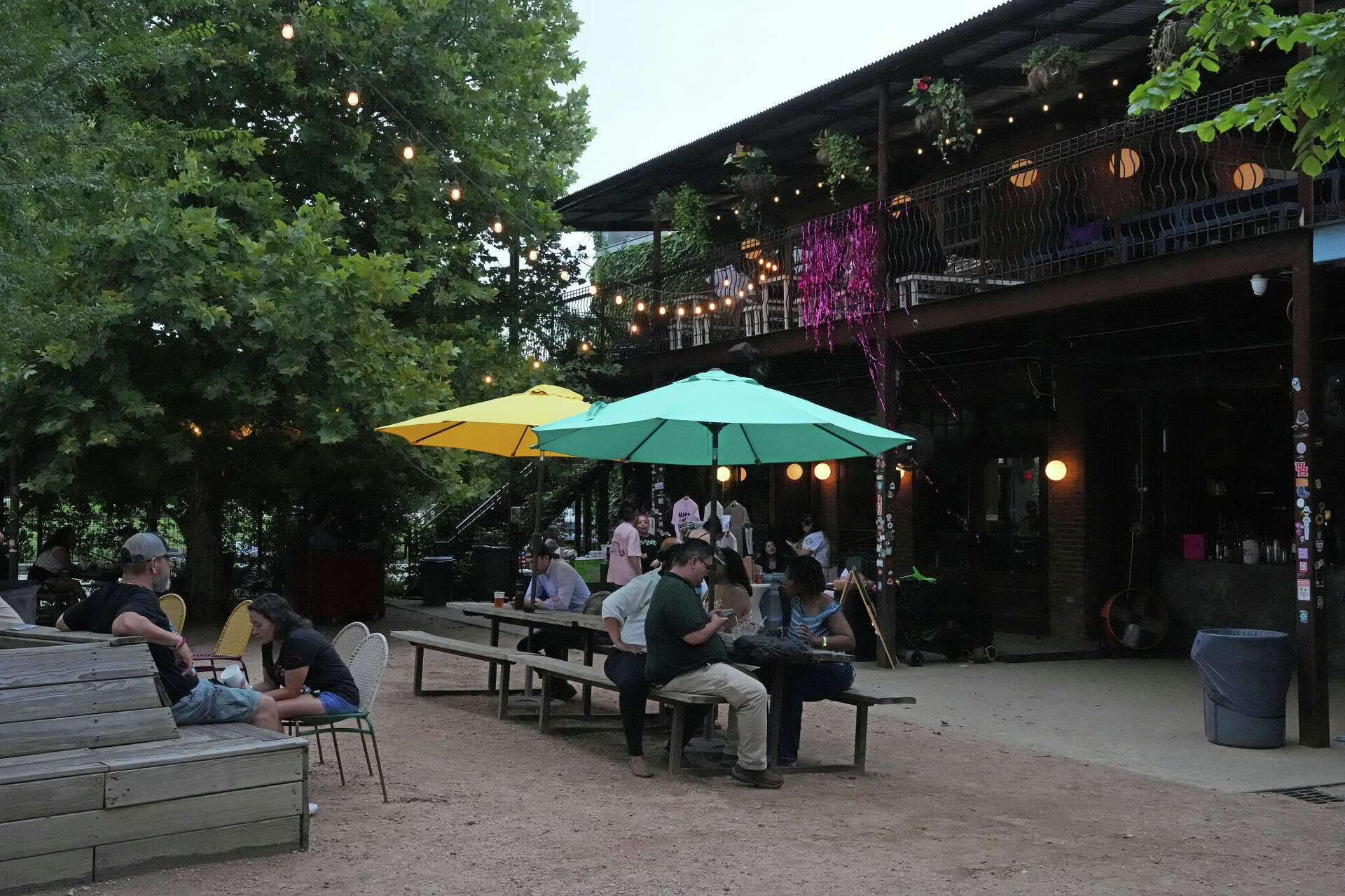 Axelrad to open new midsized venue by end of the year, owners say