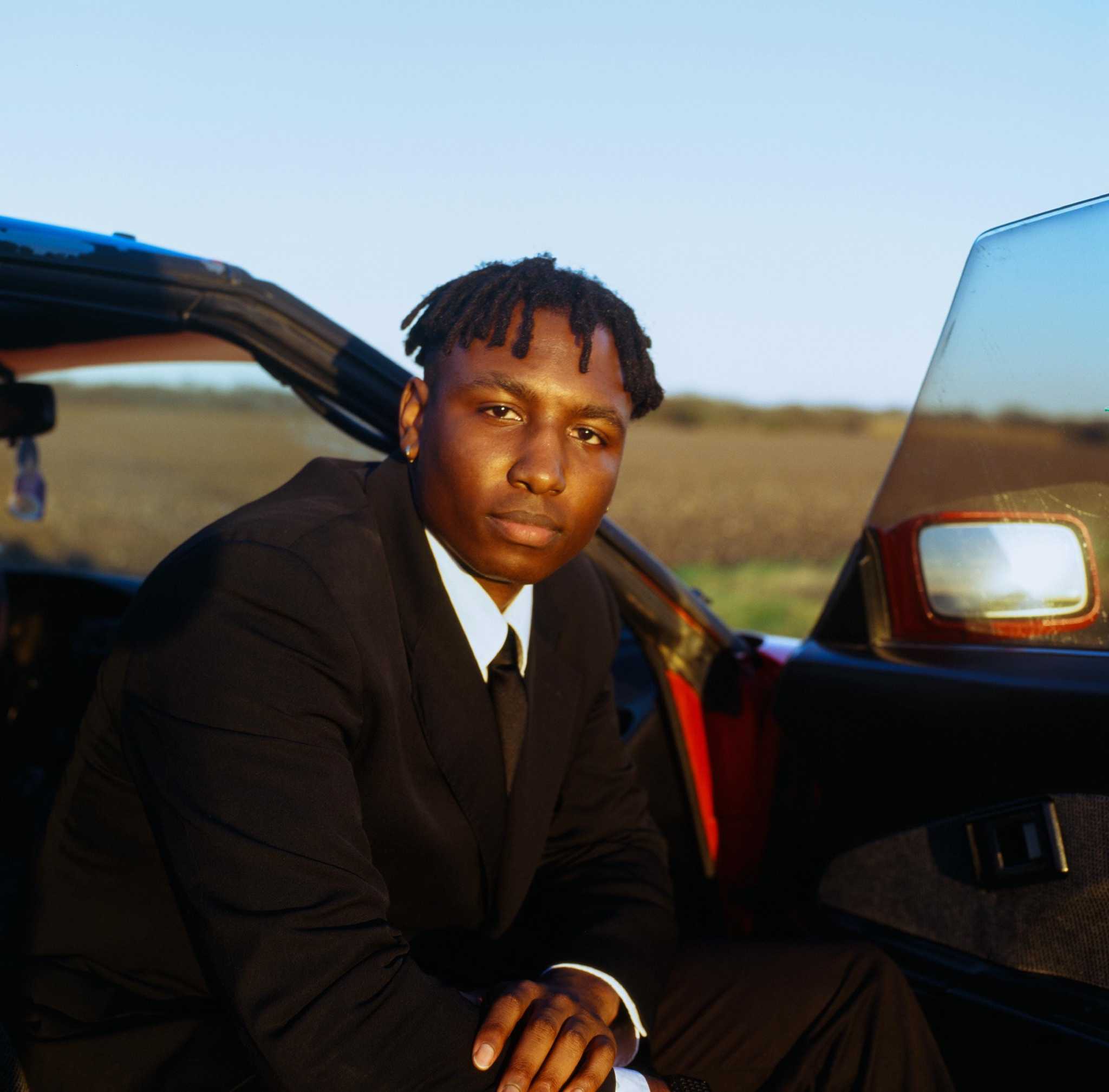 Austin360 Artist of the Month: Malik makes a colorful splash with ...