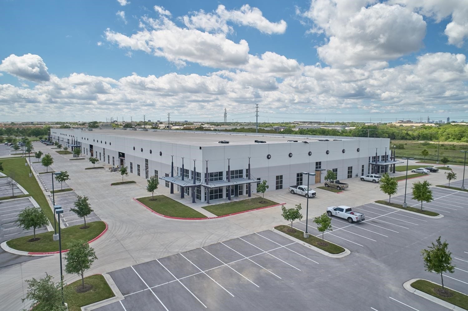 Amazon distribution building in Southeast Austin has a new owner