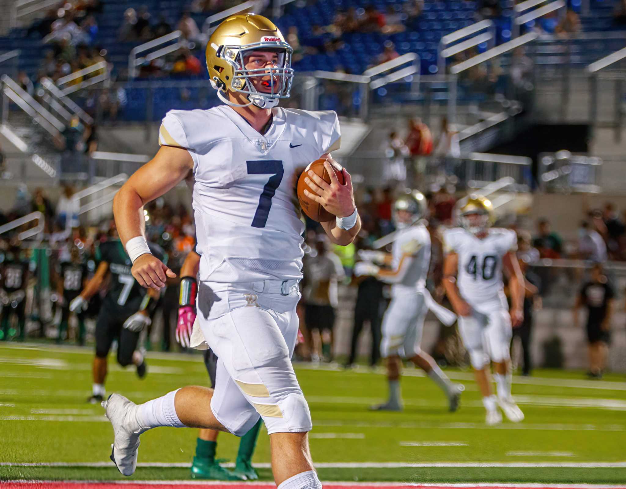 High school football: Regents reloads one year after winning state