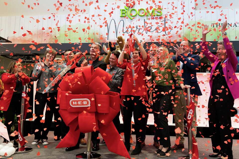 Look inside Austin's first two-story H-E-B grocery store